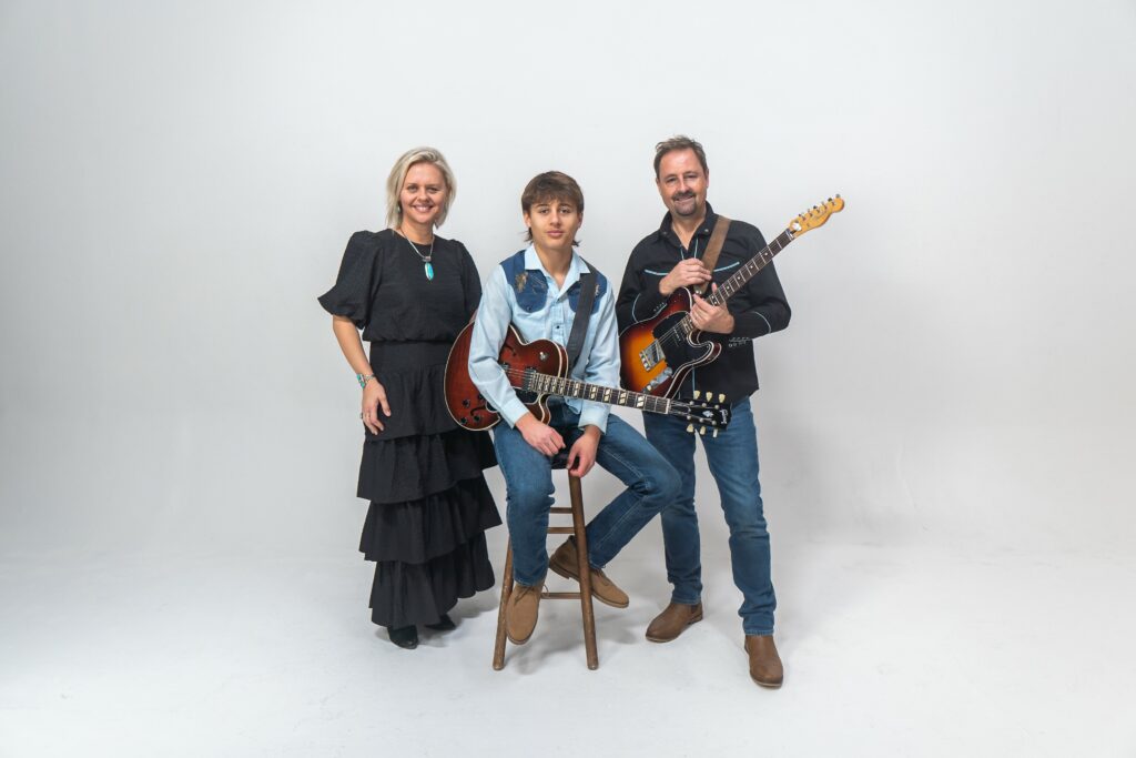 The French Family Band | Hendersonvillejam.com